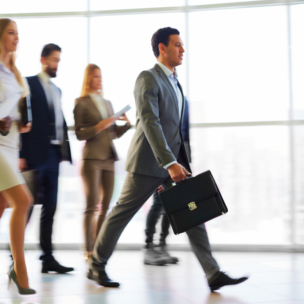 A Guide to Thrive in Law School as a 1st Year Law Student! - YLCC